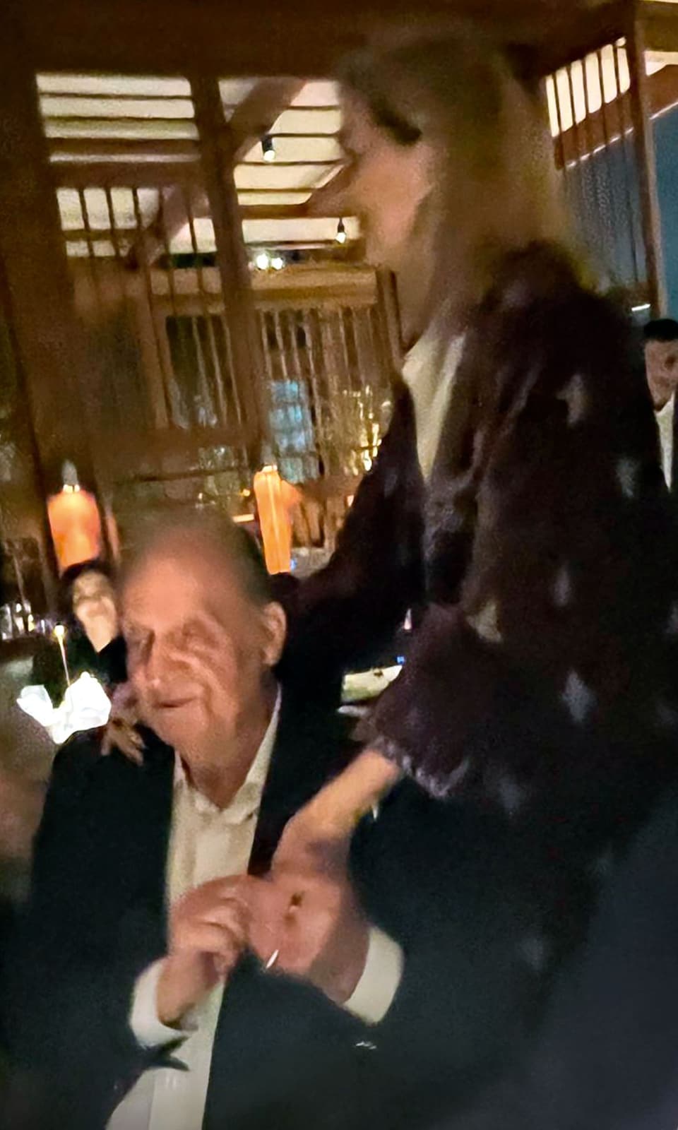 El rey Juan Carlos celebra su cumpleaños rodeado del cariño de sus ...
