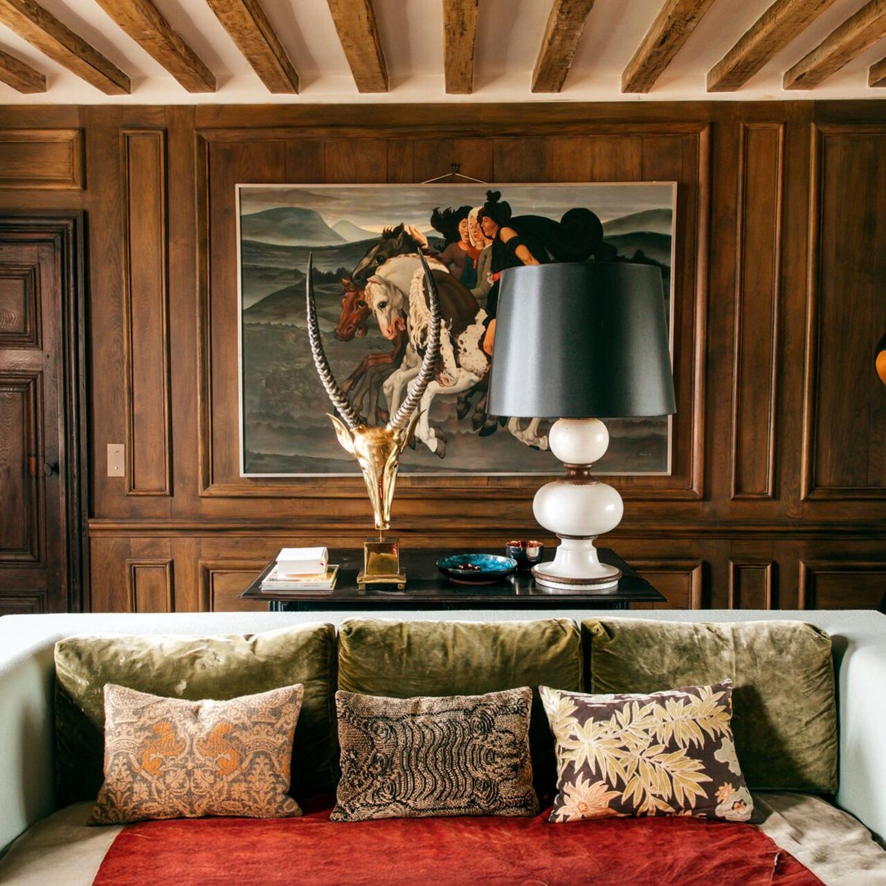 Entramos en la fabulosa casa de campo de los interioristas Charles y ...