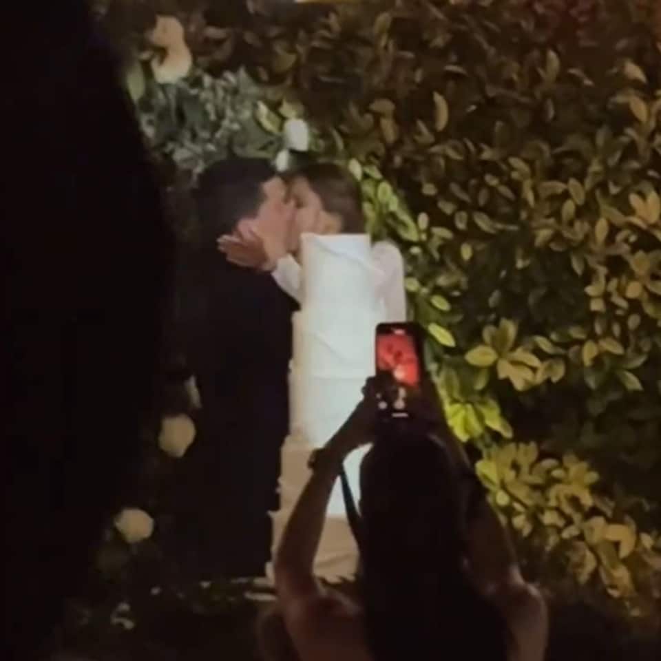 Así ha sido la boda de Jaime Lorente y Marta Goenaga