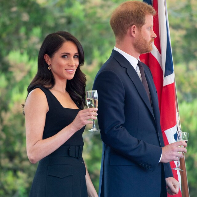 El príncipe Harry y Meghan Markle reaparecen tras tres meses sin verles juntos y acallan los ...