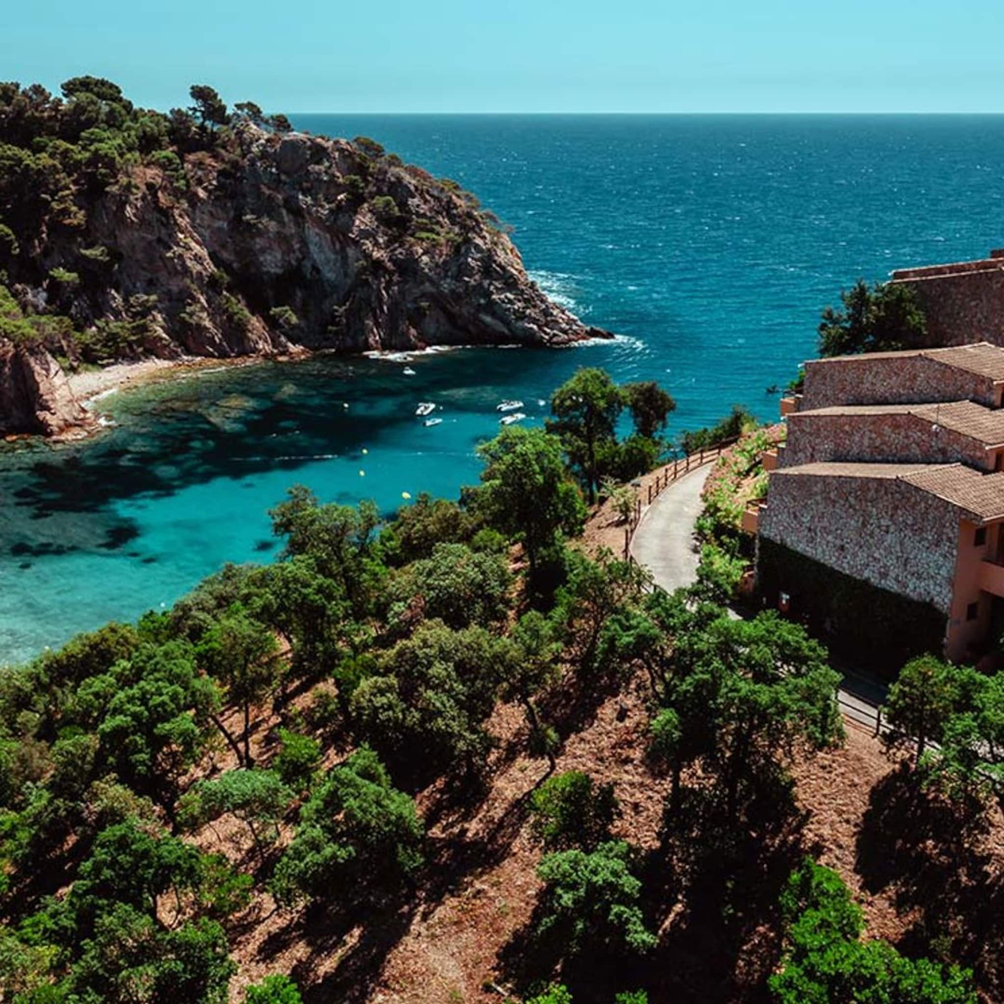 Tossa de Mar y el resort inspirado en la belleza de Costa Brava