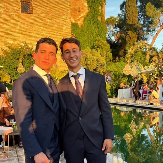 Así ha sido la boda de Jaime Lorente y Marta Goenaga