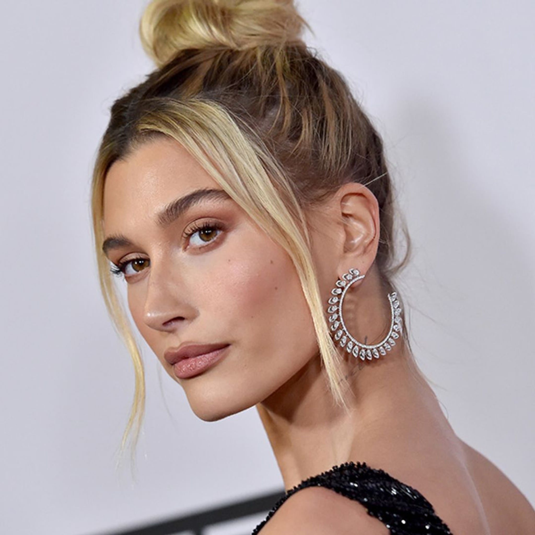 Rhode, la firma de belleza de Hailey Bieber, ya tiene fecha de ...