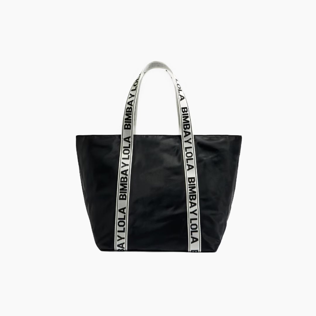 Los bolsos grandes perfectos para llevar todo lo necesario
