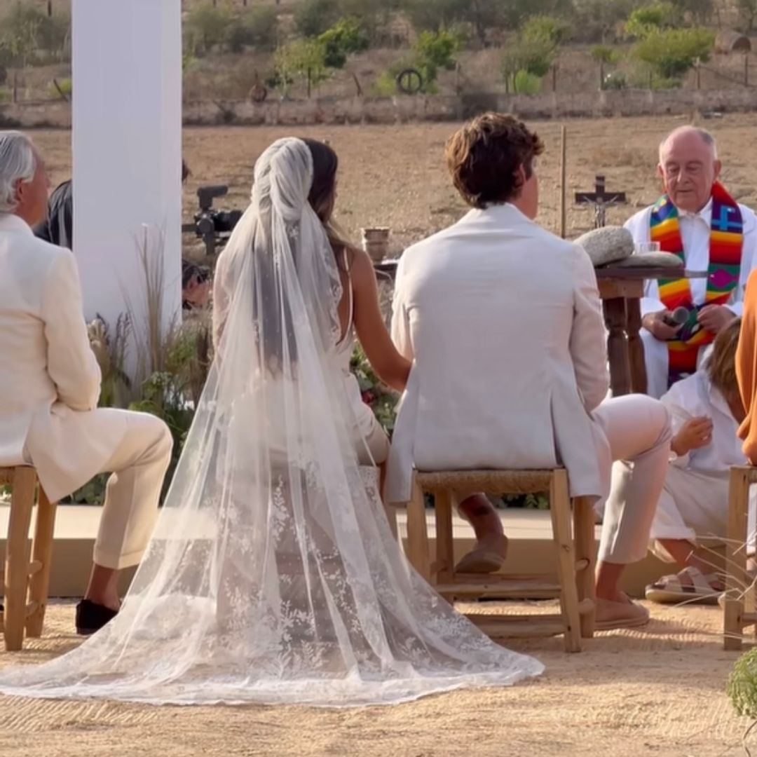 El look nupcial 'boho' de Bea Gimeno: vestido de inspiración lencera ...