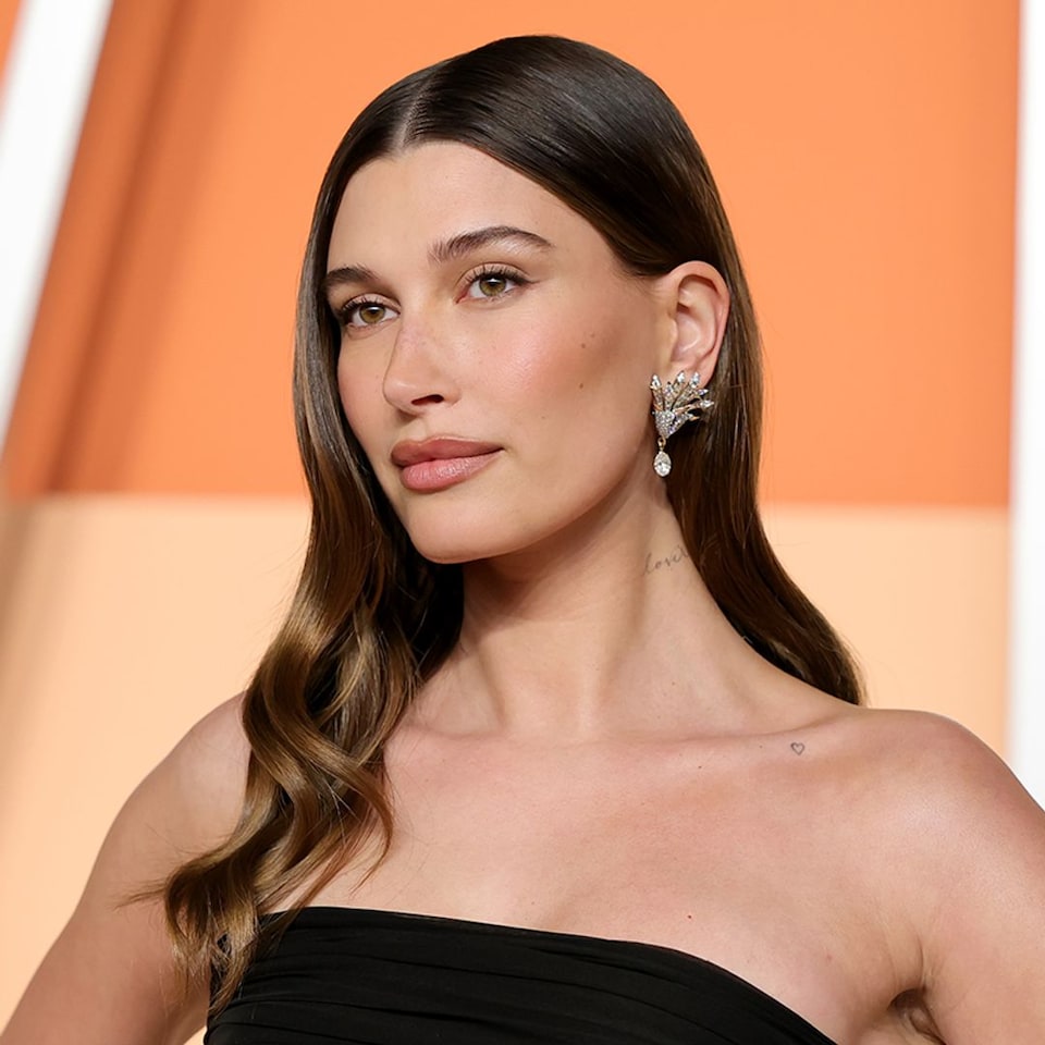 9 'celebrities' que llevan el pelo largo mejor ahora que con 30 años ...