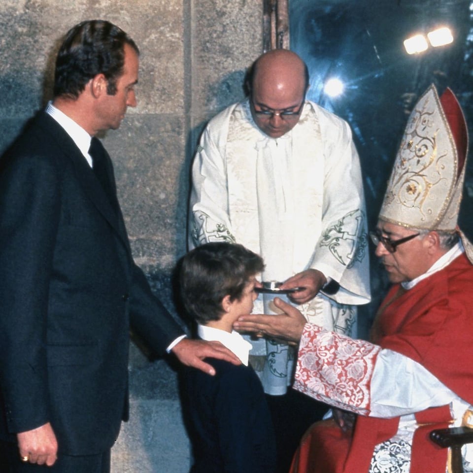 King Felipe: Pictures as a Boy and Young Man | Page 6 | The Royal Forums