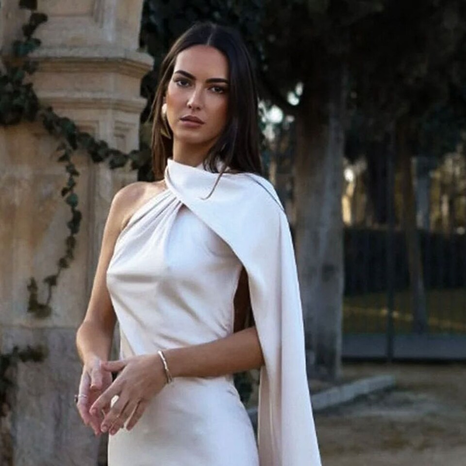 Invitadas de blanco: cuándo y cómo acertar sin romper el protocolo