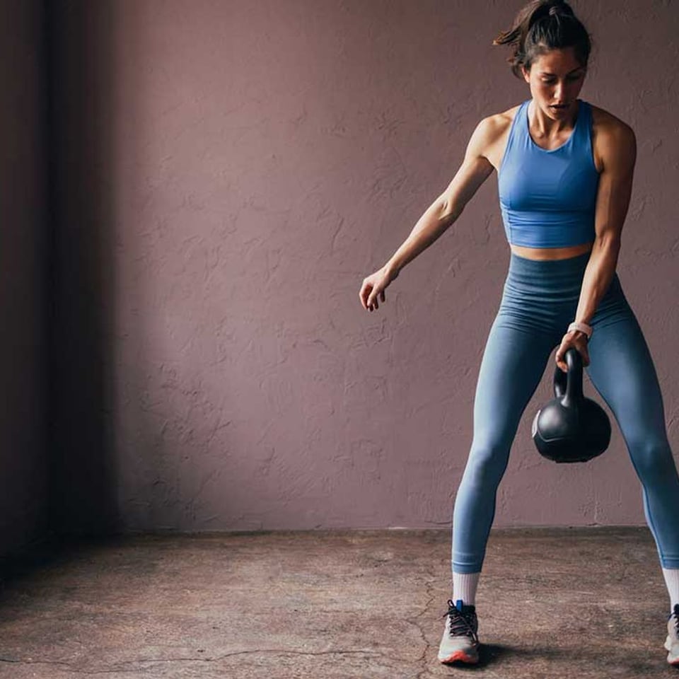 7 ejercicios que combinan cardio y fuerza para desarrollar tu cuerpo al ...