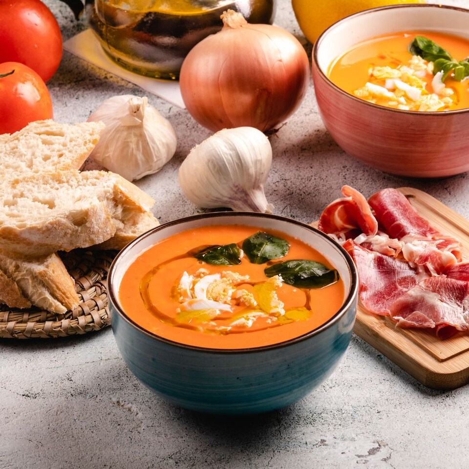 Tabernas tradicionales: pura esencia de Córdoba donde beber y comer muy ...