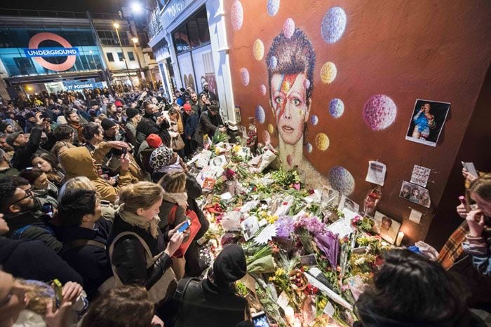 David Bowie fue incinerado en privado en Nueva York