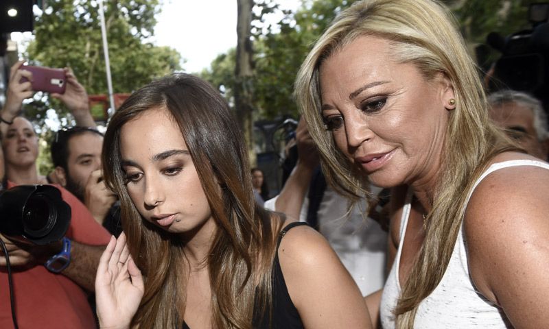 Andrea Janeiro celebra su mayoría de edad por todo lo alto