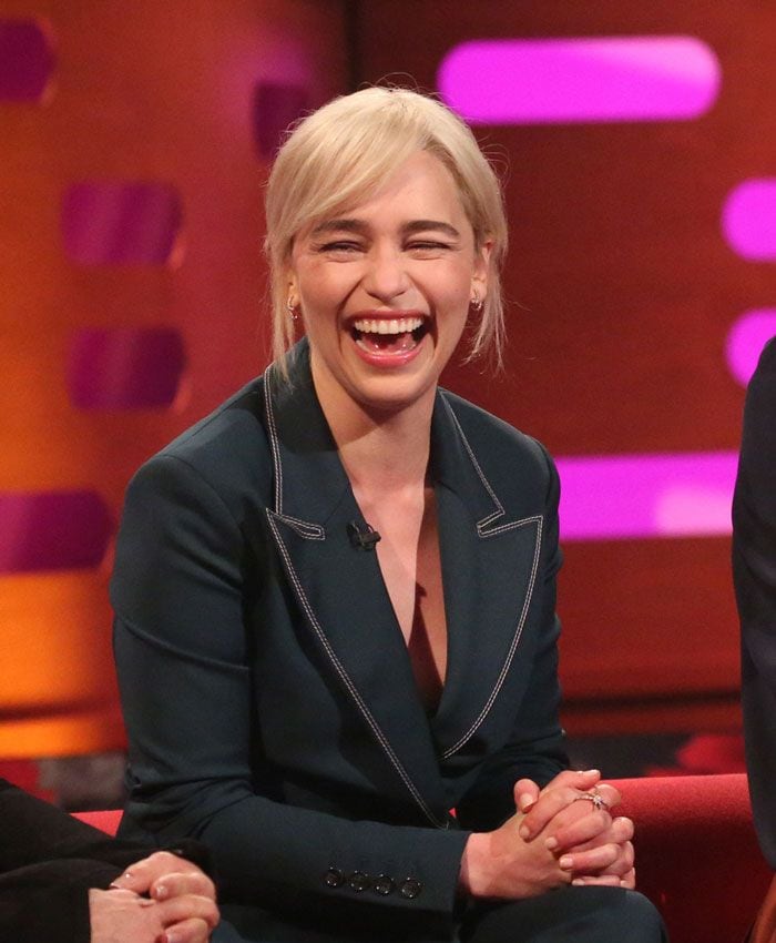 Emilia Clarke y su mejor noche al lado de... ¡Brad Pitt!