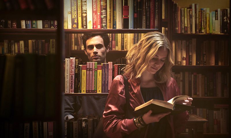 'You', la nueva serie que te hará revisar más de una vez tus fotos de ...