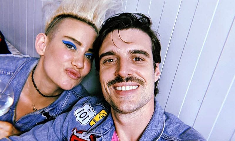 Uri Sabat y su pareja, la DJ Miriam Nervo, esperan su primer hijo