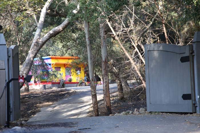 Miley Cyrus reconstruye su mansión de Malibú que fue arrasada por las ...