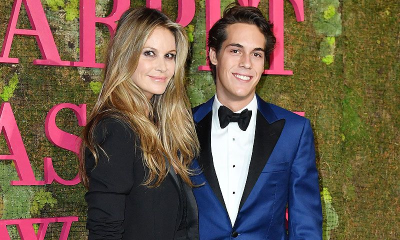 Así es Flynn Busson, hijo de Elle Macpherson y amigo de la pandilla de ...