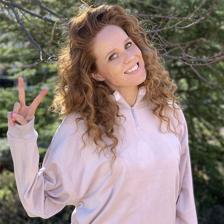 ¡María Castro en estado puro! La actriz celebra su 38 cumpleaños y se ...