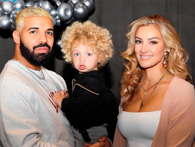 Drake presenta a su hijo Adonis, rubio y con ojos azules - Foto 5