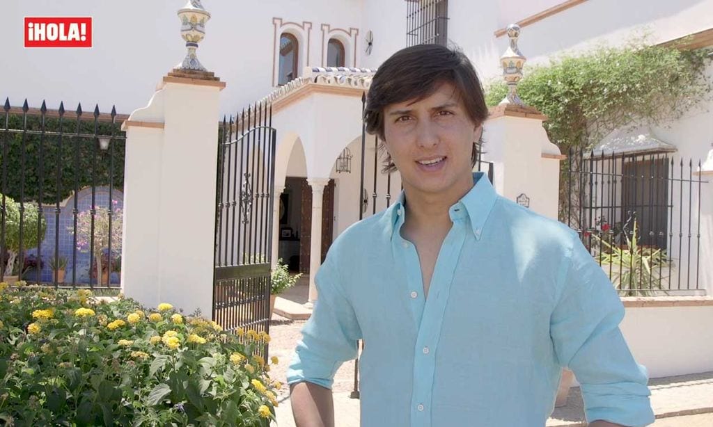 Andrés Roca Rey muestra a ¡HOLA! su 'refugio' sevillano