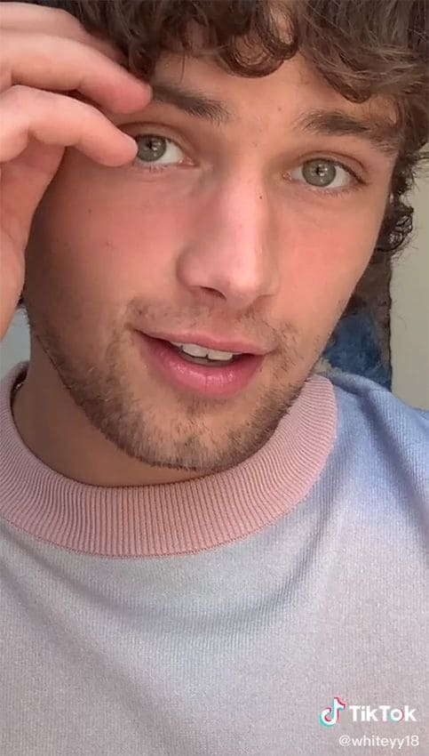 William White y sus playbacks de los 80 que arrasan en Tik Tok