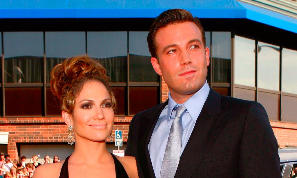 Jennifer López sopla 52 velas feliz junto al Ben Affleck tras unos ...
