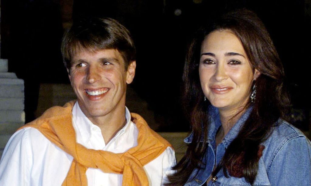Manuel Díaz 'El Cordobés' reaparece junto a su mujer tras sufrir un ... Manuel Díaz 'El Cordobés' reaparece junto a su mujer tras sufrir un ...