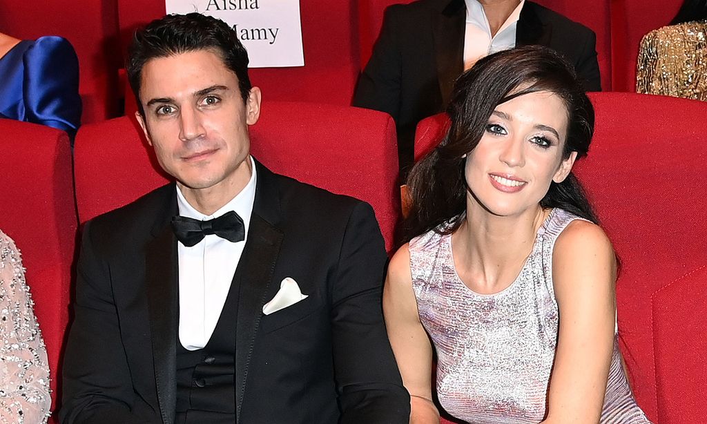 Álex González y María Pedraza posan juntos por primera vez