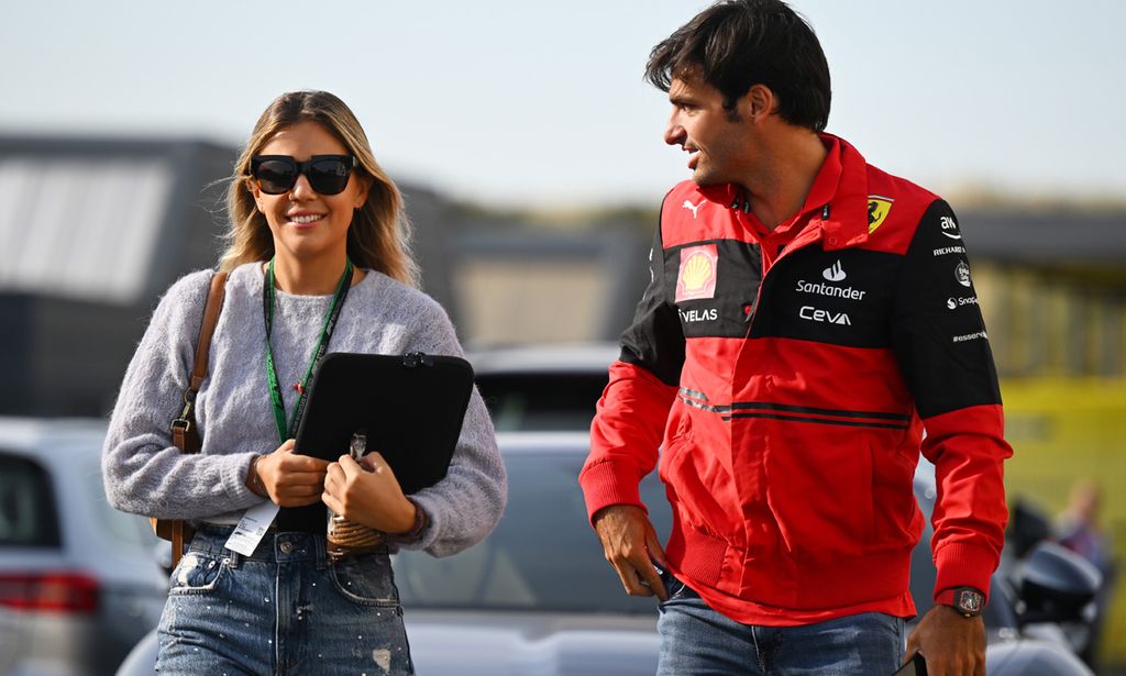 Isabel Hernáez, novia de Carlos Sainz Jr, muy orgullosa de su chico