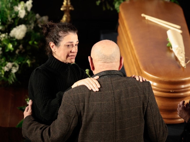 La Emoción De Ruth Gabriel En La Capilla Ardiente De Su Suegro Carlos 4594