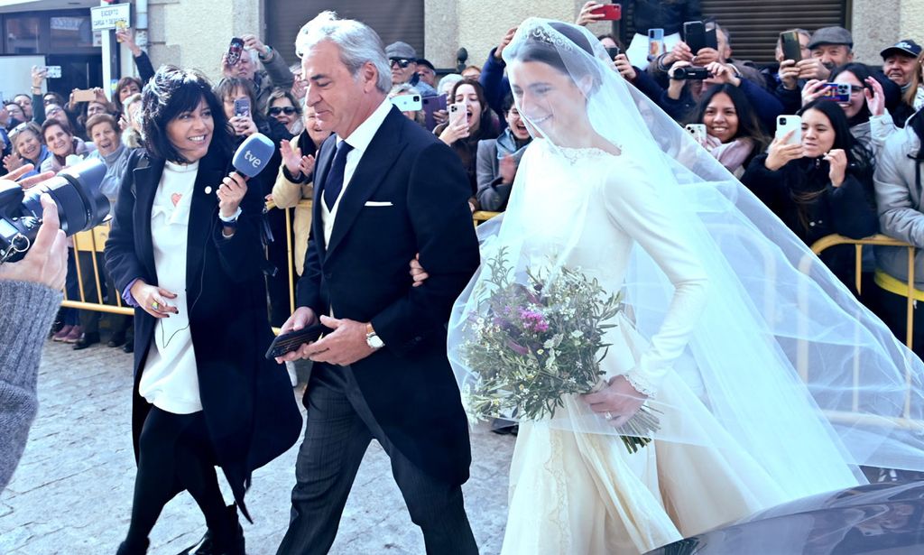 Todos los detalles e imágenes inéditas de la boda de Ana, hija de ...