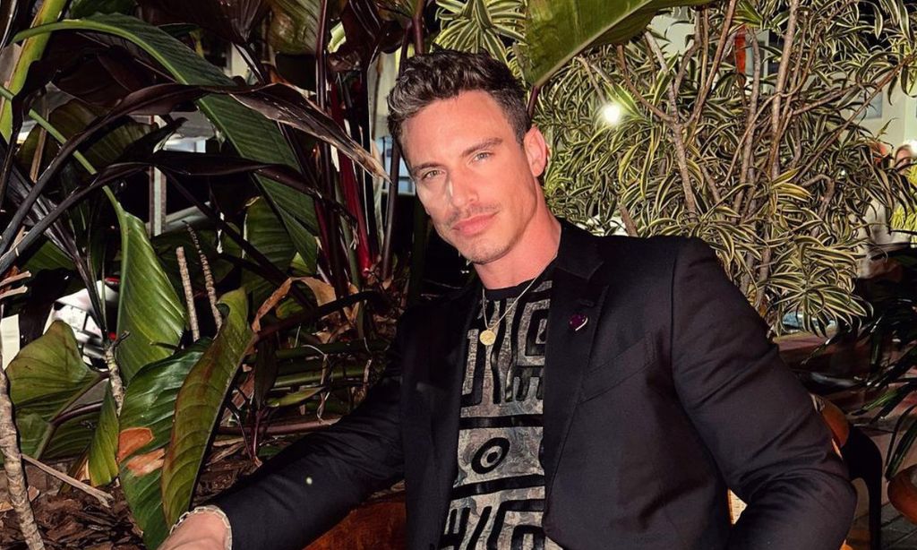 Muere el modelo Jeff Thomas, de 35 años, al caer por un balcón