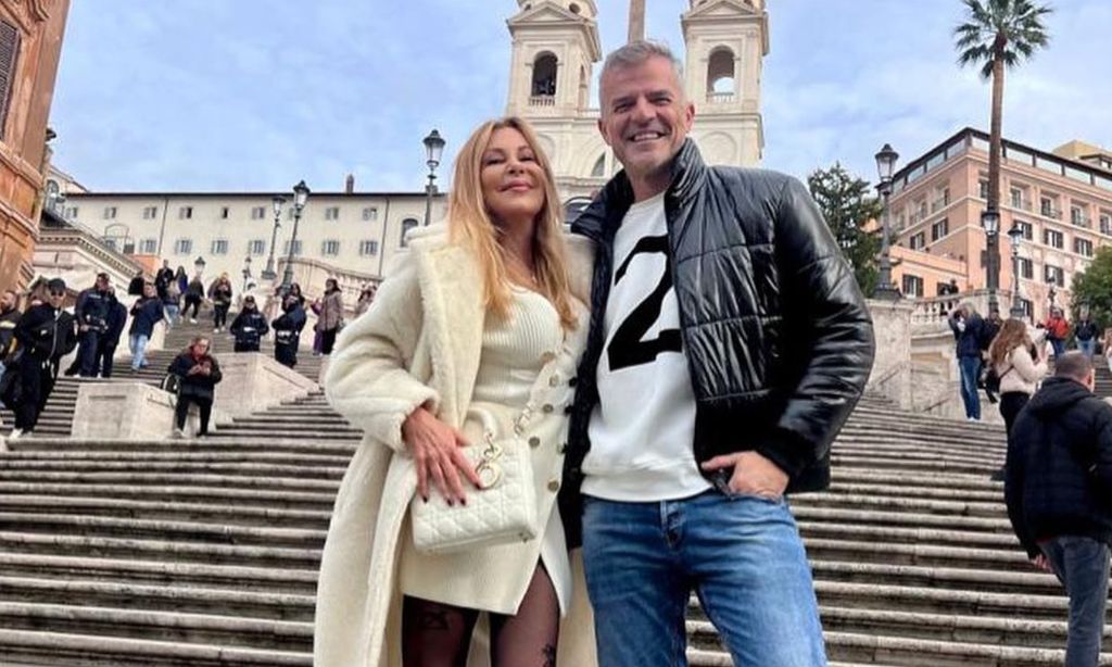 Las felicitaciones de los amigos de Ana Obregón tras anunciar ¡HOLA ...