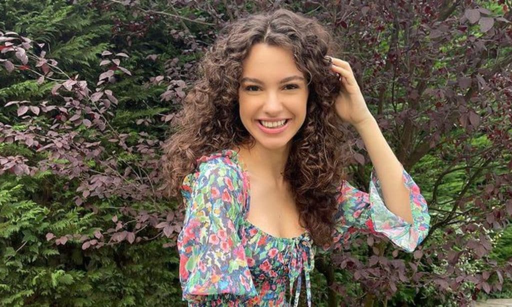 El talento oculto de Asiye, la protagonista de 'Hermanos'