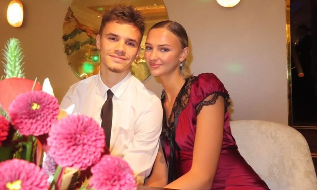 Romeo Beckham y Mia Regan comparten rincones de su nuevo hogar