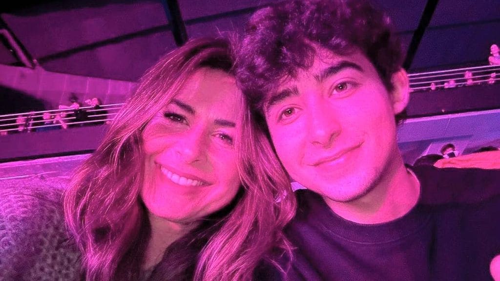 El hijo mayor de Nuria Roca y Juan del Val debuta en televisión: todos ...