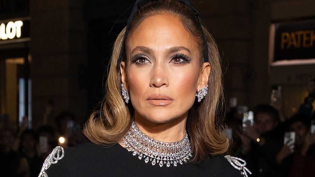 Jennifer Lopez cancela su gira para estar con sus hijos, familia y ...