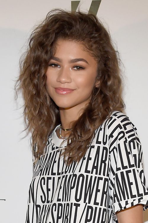 Cómo cuidar un pelo rizado para lucir una melena perfecta como Zendaya