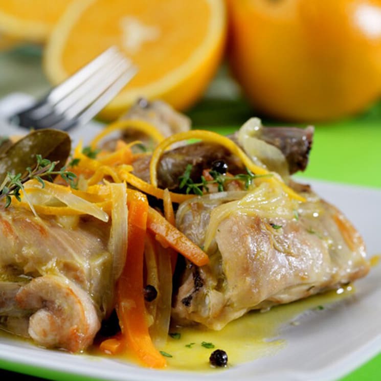 Conejo en escabeche de naranja