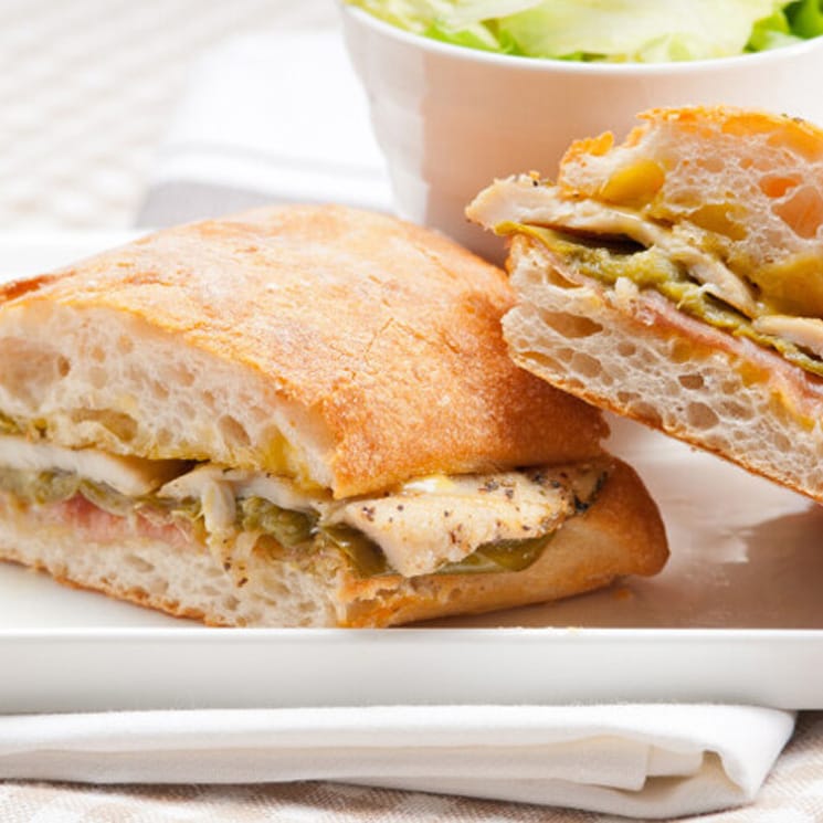 Chapata de pollo y pimientos verdes