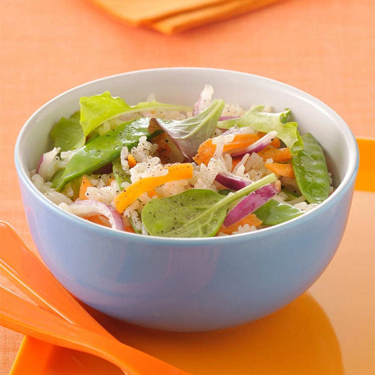 Ensalada con arroz, 'mezclum' de lechugas y verduras