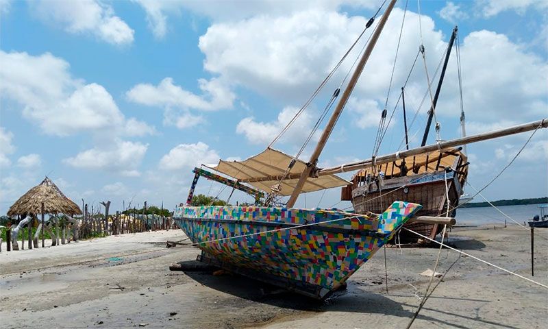 FlipFlopi, el primer barco construido con plástico reciclado