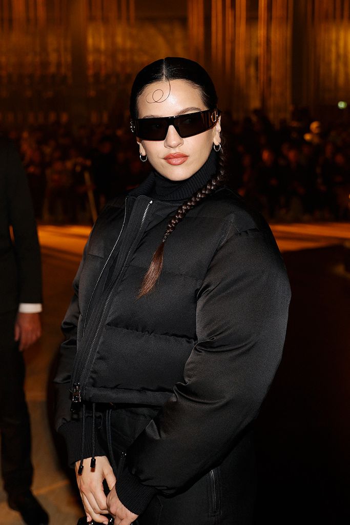 El look de Rosalía en el desfile de Dior en París que no esperábamos