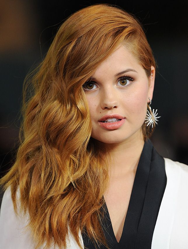 Debby Ryan deja claro que unos pendientes originales pueden ser la ...