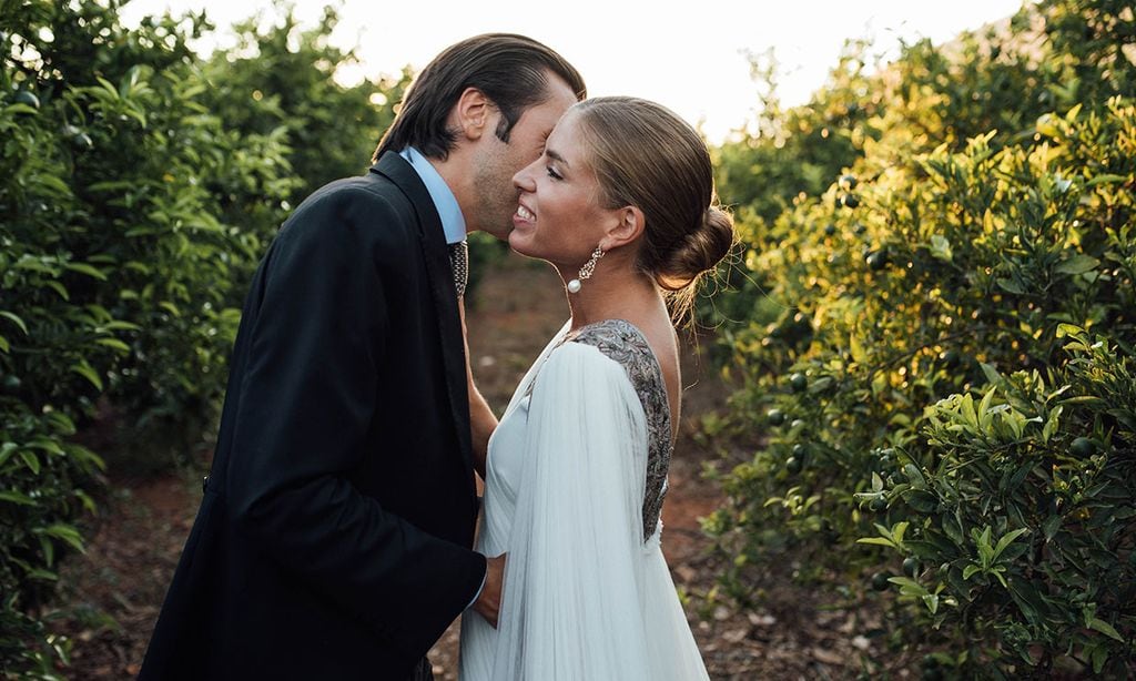 Vestido de novia sencillo inspirado en un saree
