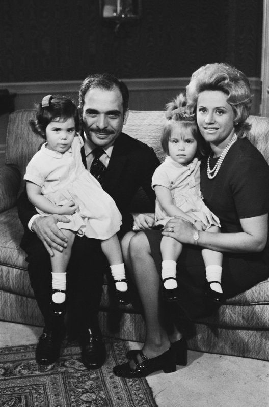 La princesa Muna, madre del rey Abdalá, protagonista en la boda de su nieta