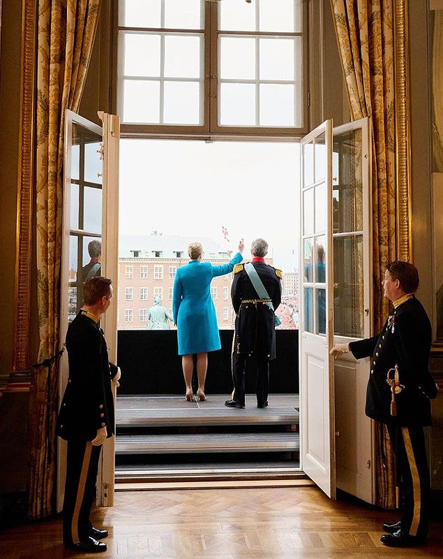 Desde el otro lado: las imágenes no vistas de la proclamación de Federico de Dinamarca