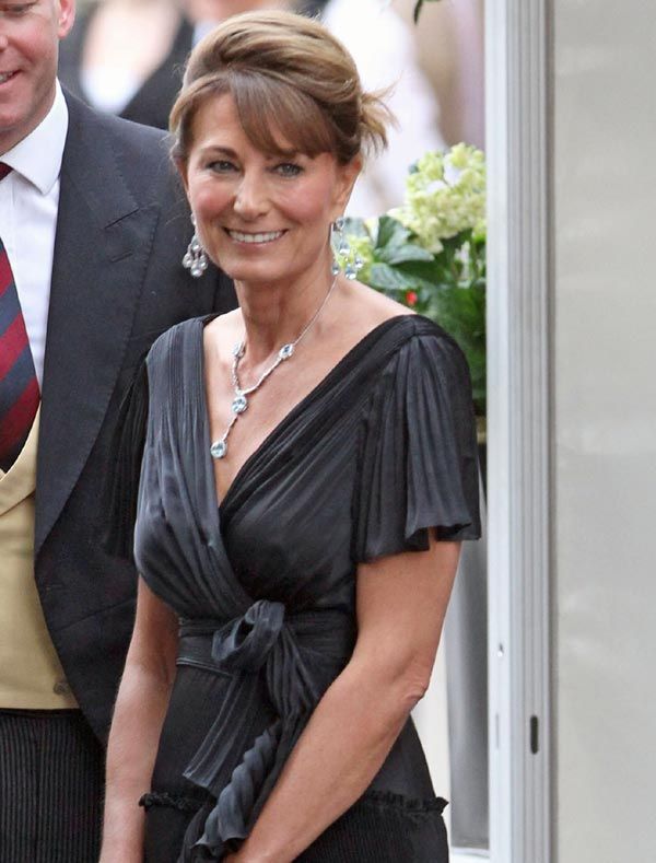 La Duquesa de Cambridge también toma prestadas las joyas de Carole ...