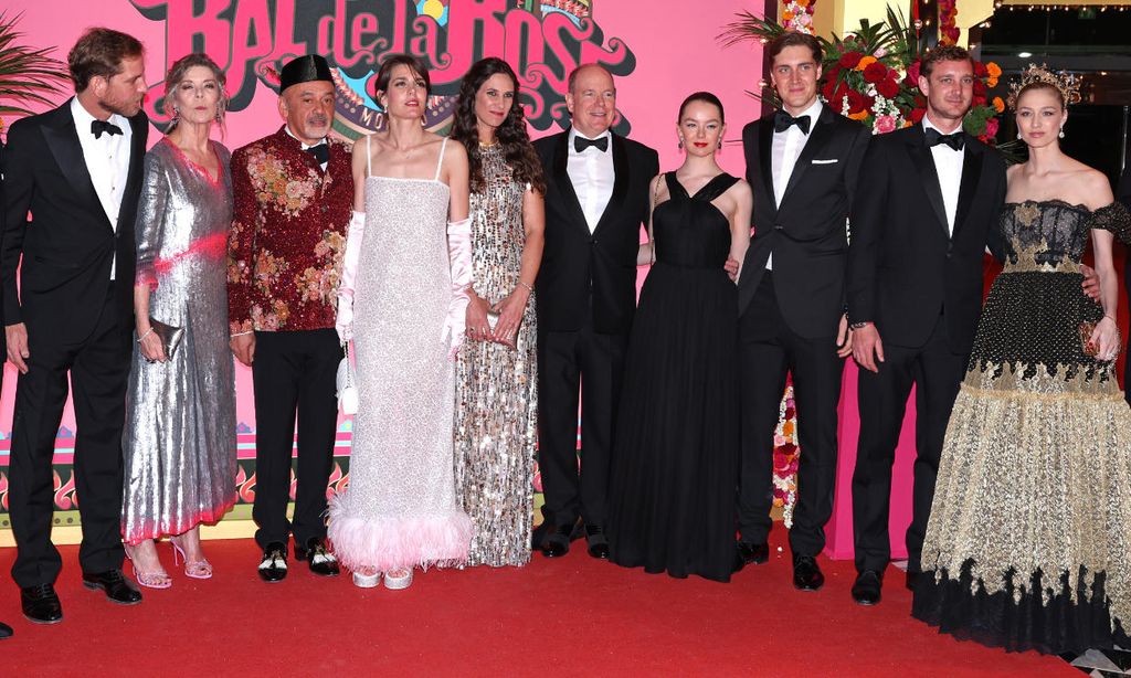 Los Grimaldi celebran el Baile de la Rosa con acento español y sin Charlene