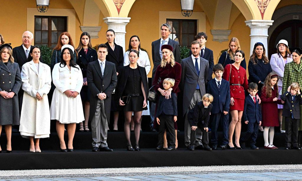 Quién es quién en la espectacular foto grupal de la familia Grimaldi ...